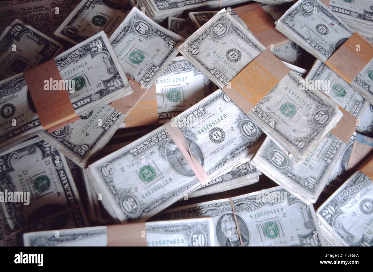 100 000 dollars hi-res stock photography and images - Alamy