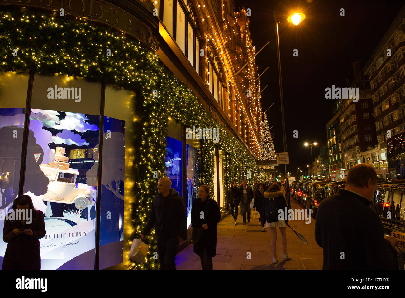 Christmas lights at Harrods in London Stock Photo - Alamy