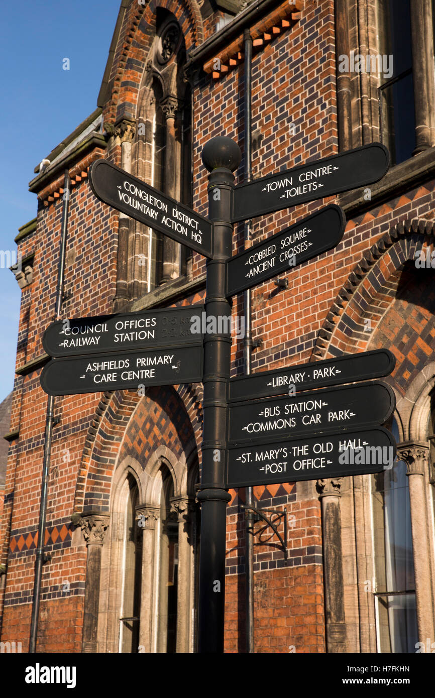 UK, England, Cheshire, Sandbach, Hightown, tourist information signpost ...