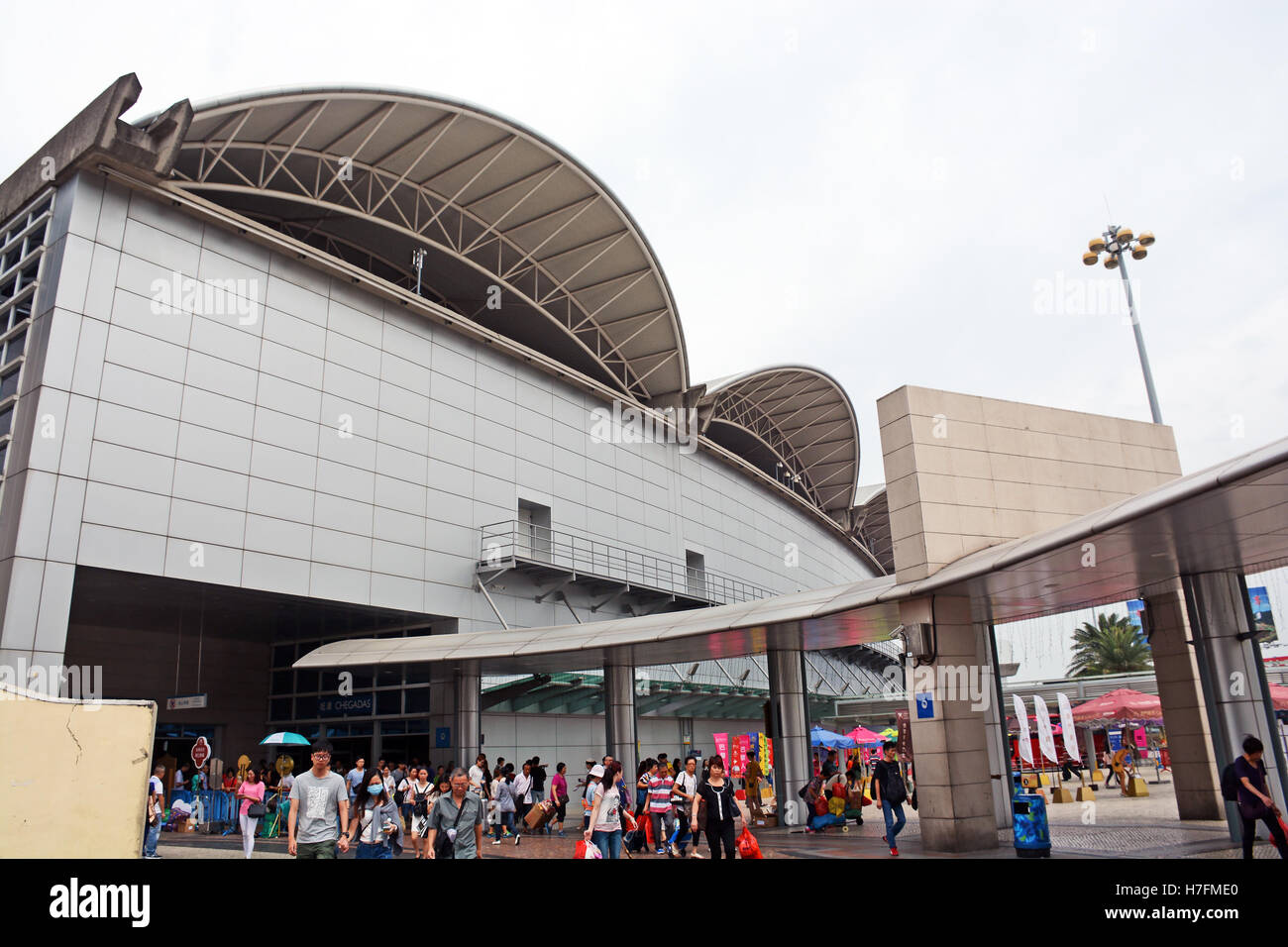 the border between China and Macau, Macau Stock Photo - Alamy