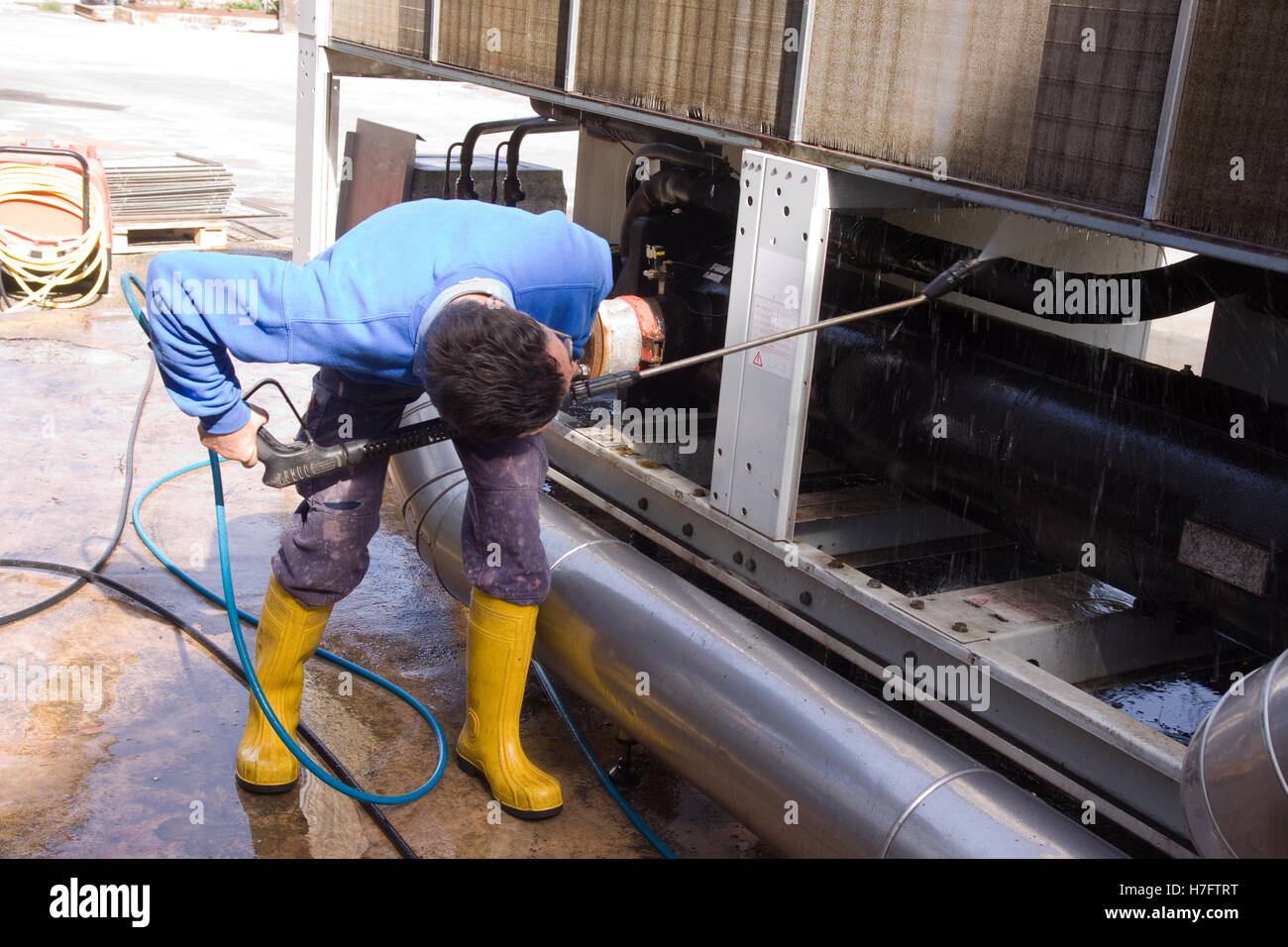 Washing dirty premises on hi-res stock photography and images - Alamy