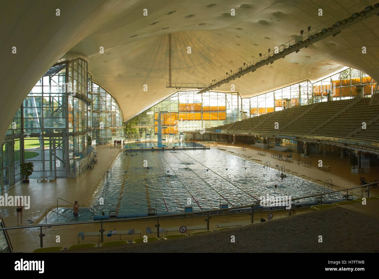 Olympic size swimming pool hi-res stock photography and images - Alamy