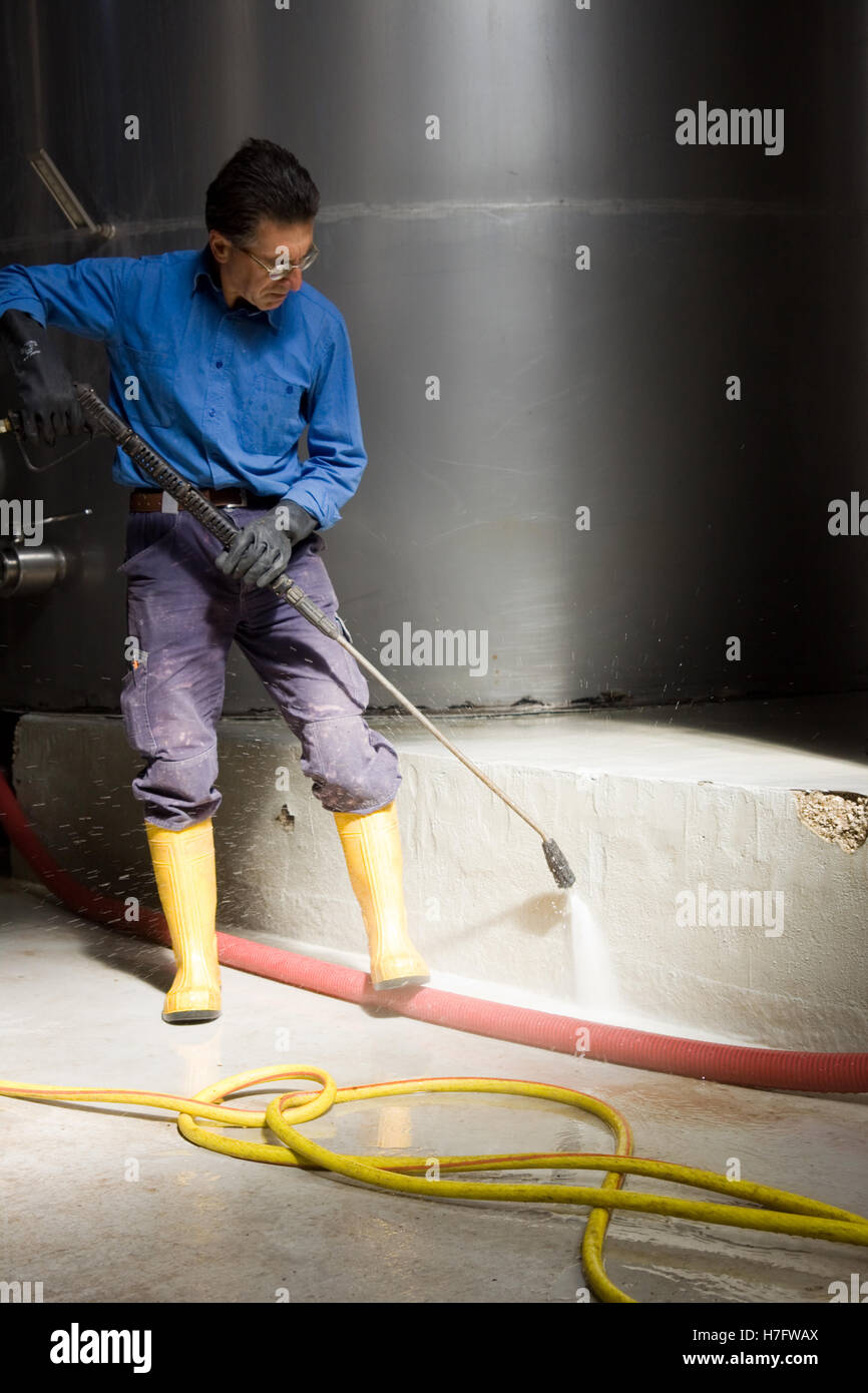 Washing dirty premises on hi-res stock photography and images - Alamy