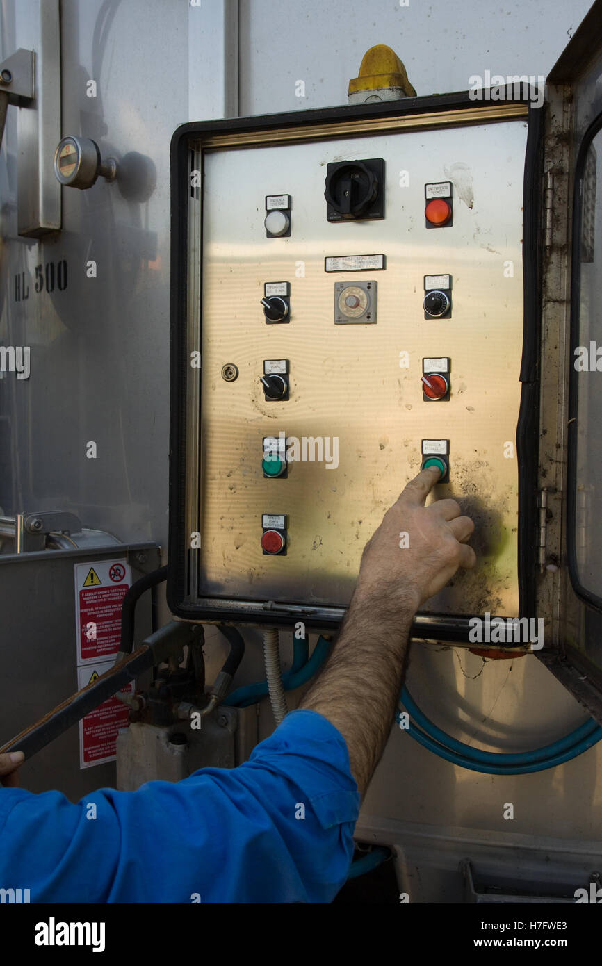 repairing a broken machinery Stock Photo - Alamy