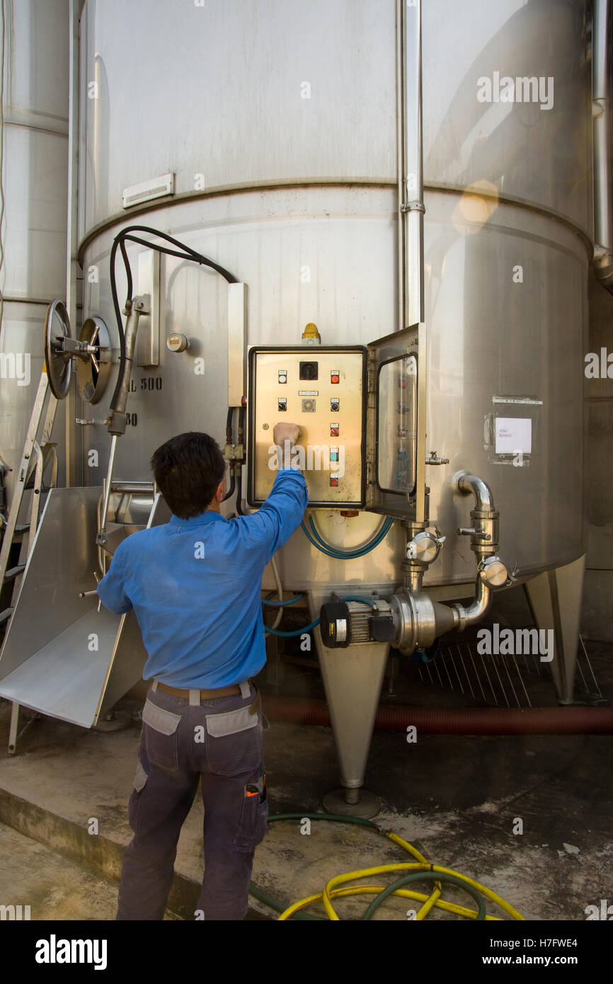 repairing a broken machinery Stock Photo - Alamy