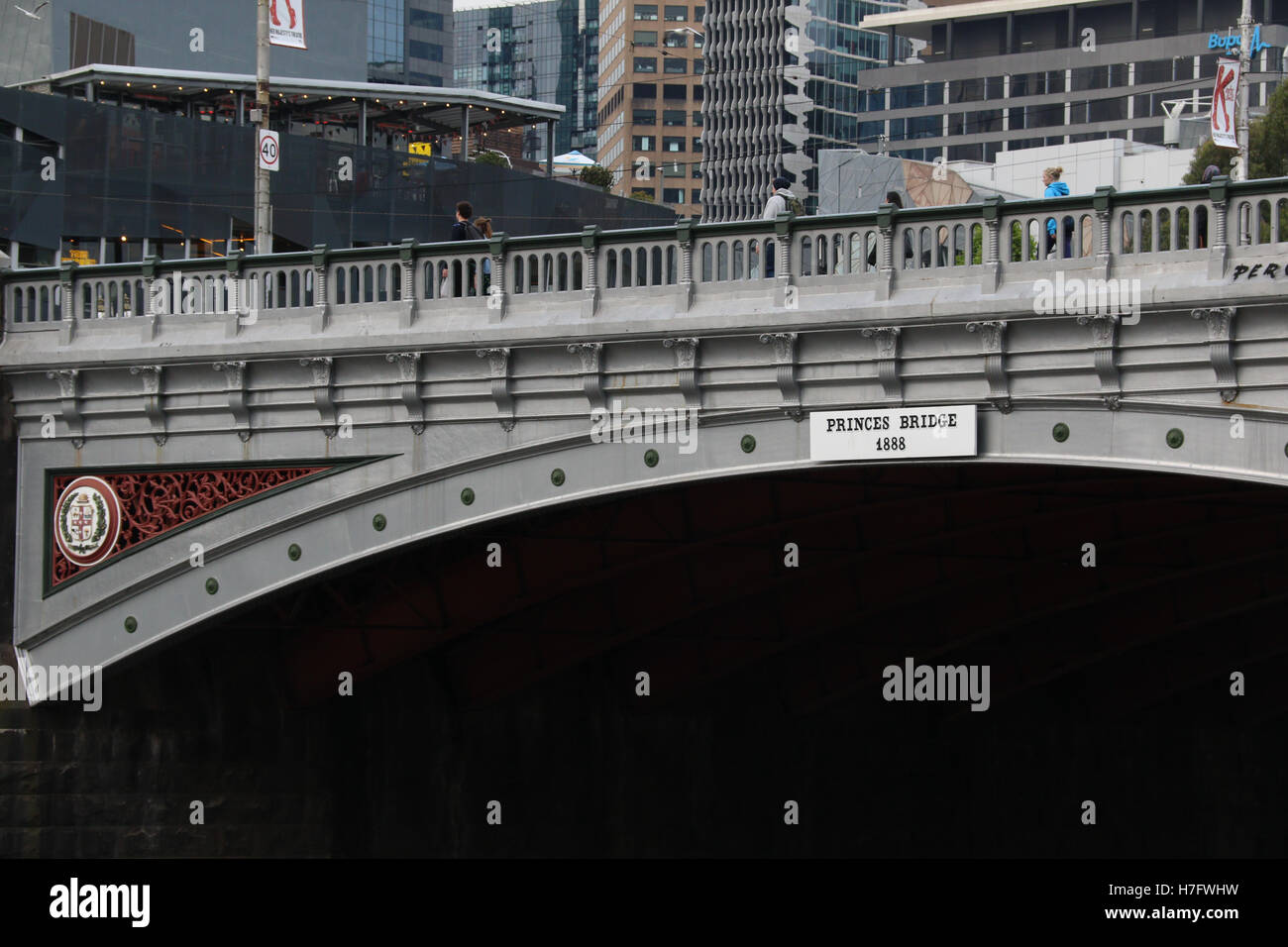 The Princes Bridge over the Yarra River in Melbourne Stock Photo - Alamy