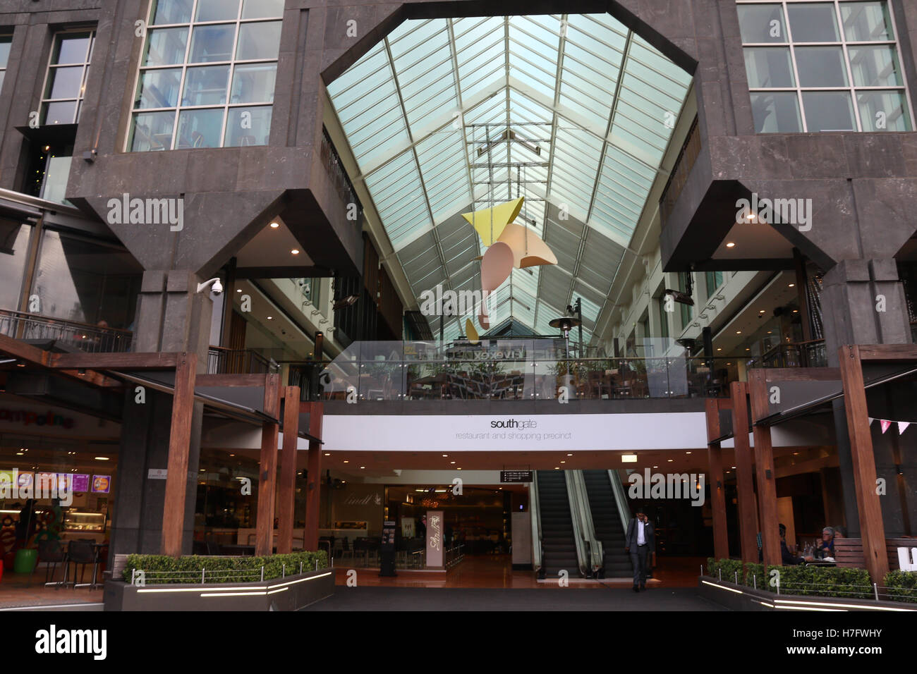 Southgate Restaurant & Shopping Precinct on the Southbank, Melbourne ...