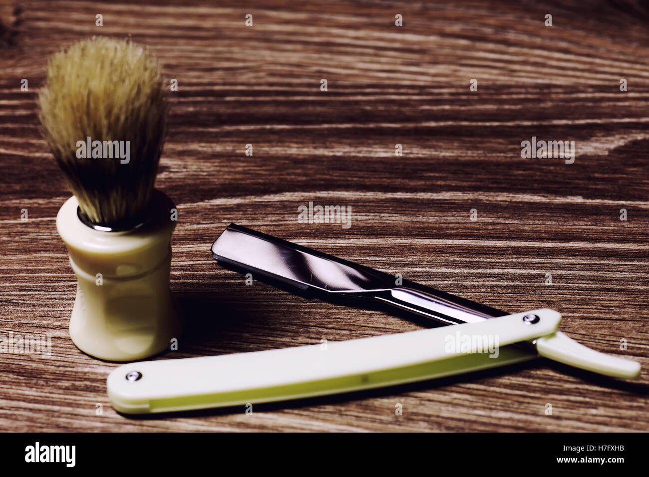 razor sharp soap brush retro Stock Photo - Alamy