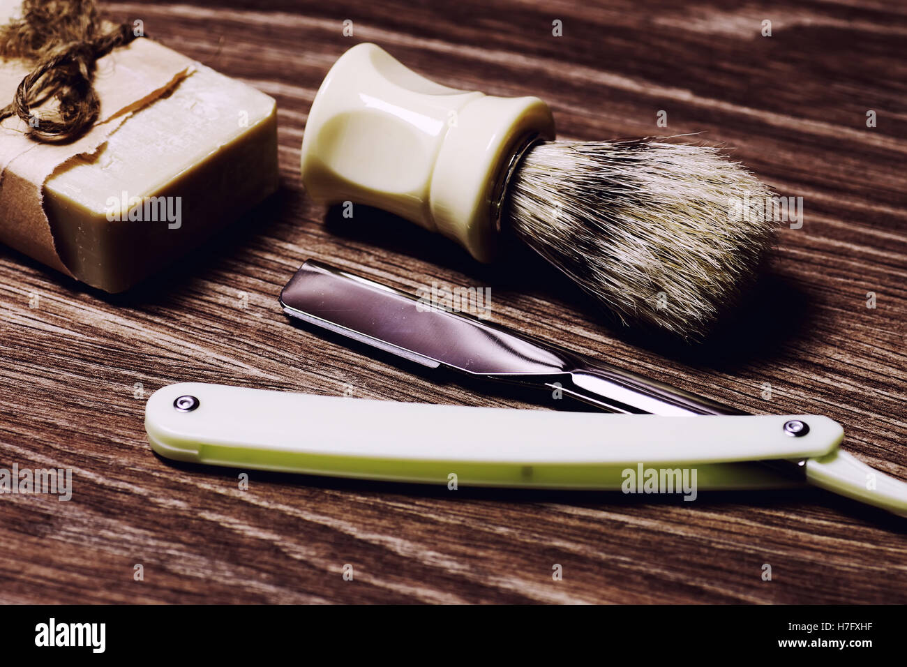 razor sharp soap brush retro Stock Photo - Alamy