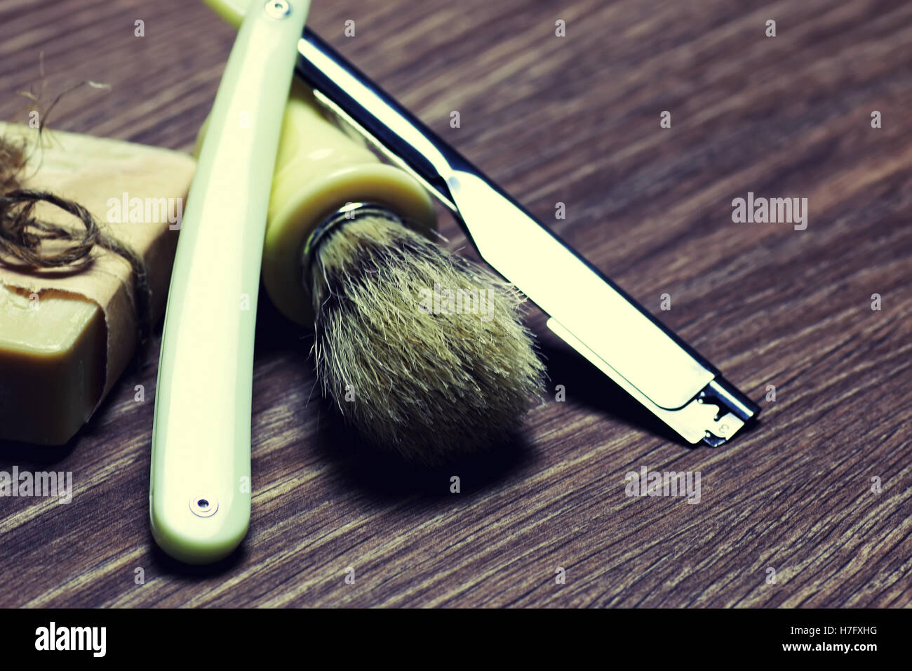 razor sharp soap brush Stock Photo - Alamy