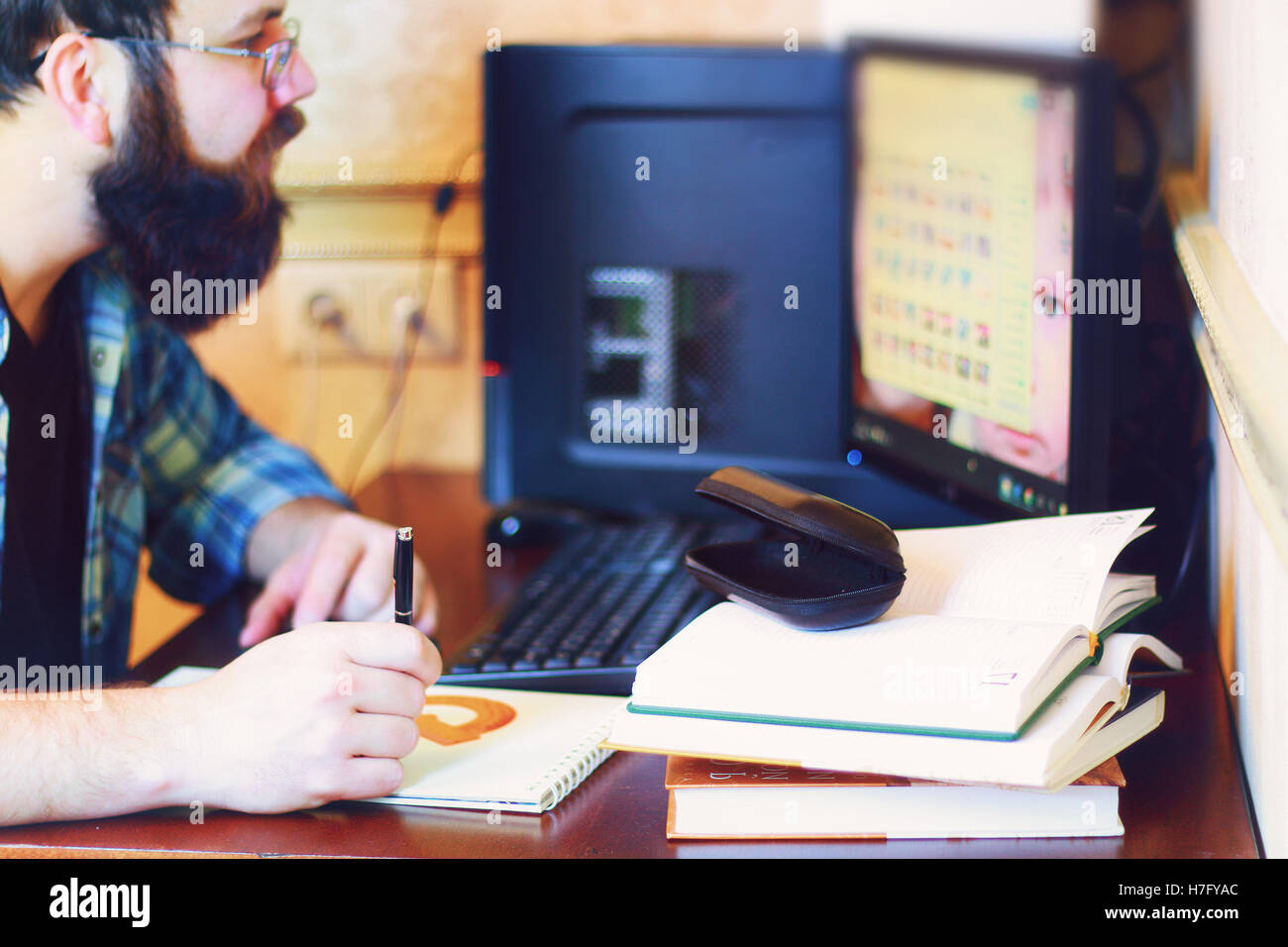 male work computer pen write Stock Photo - Alamy
