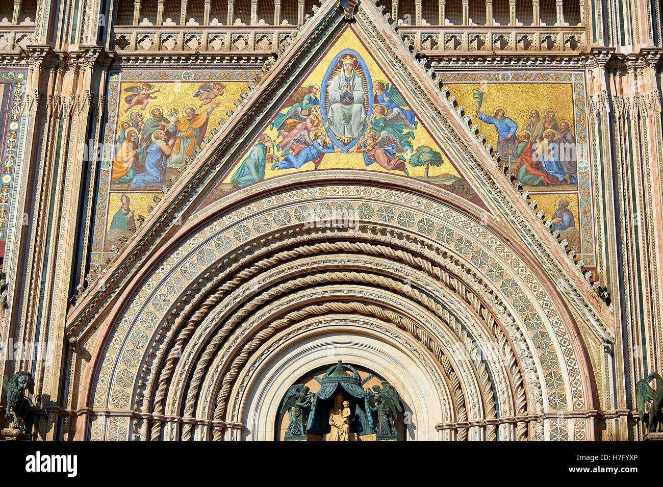 14th Century Tuscan Gothic door columns by Maitani, Orvieto Duomo ...