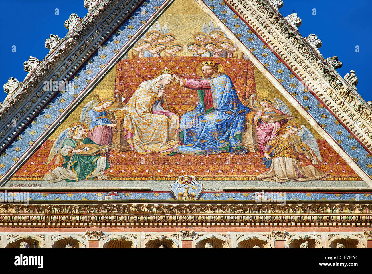 Detail of the Tuscan Gothic mosaics, the facade of the14th century ...