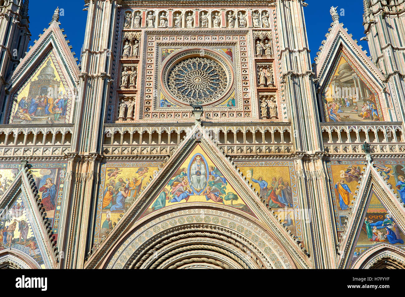 Detail of the Tuscan Gothic facade of the14th century Orvieto Duomo ...