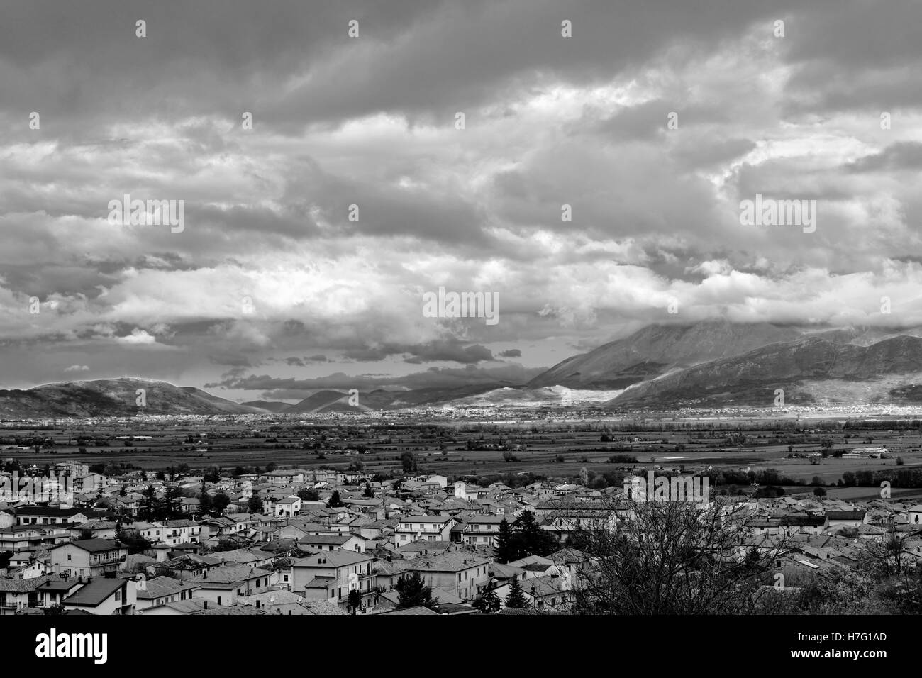 Plain in mountains Black and White Stock Photos & Images - Alamy