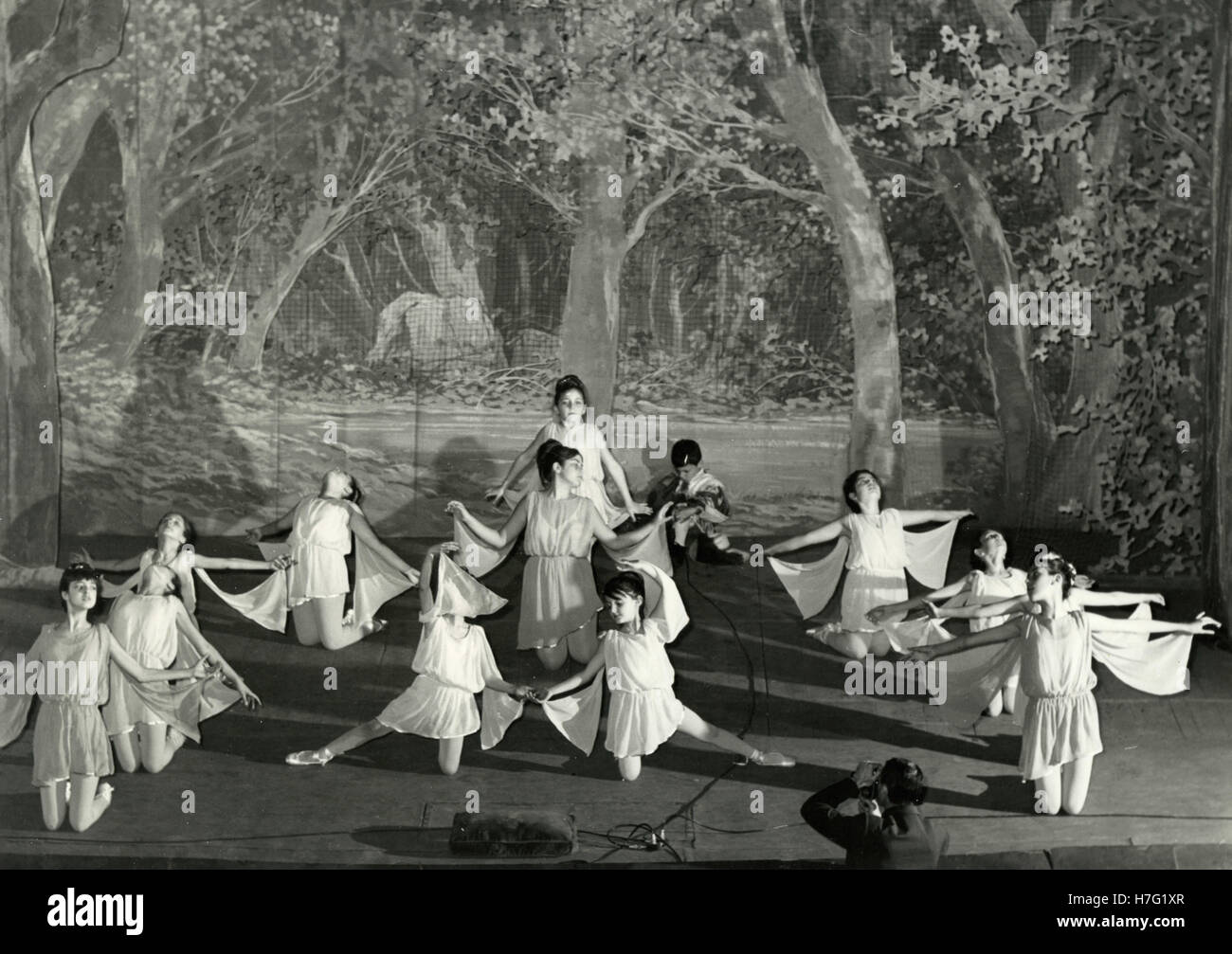 Elementary school play, Italy Stock Photo - Alamy