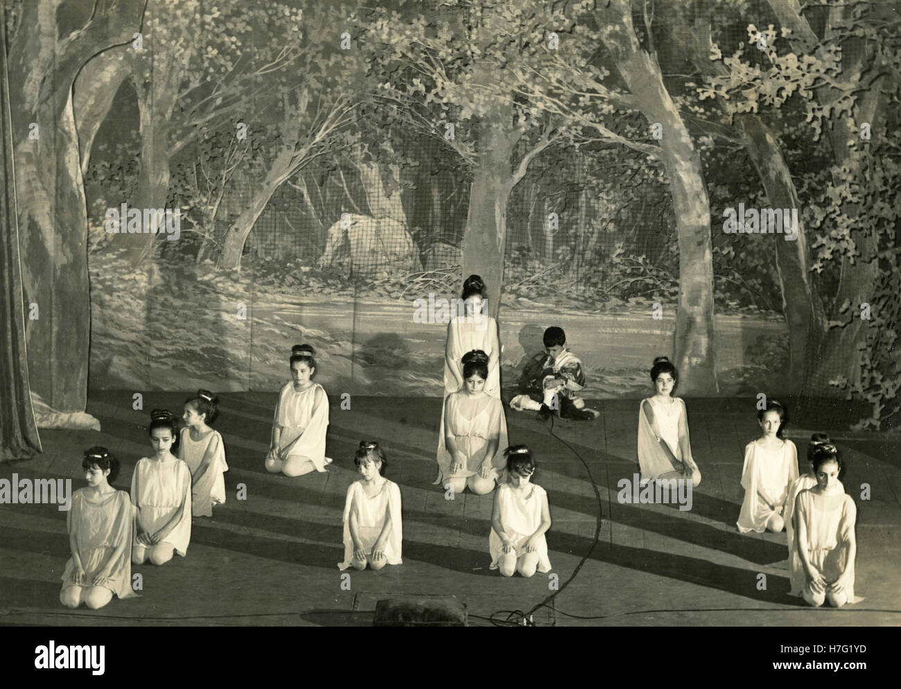 Elementary school play, Italy Stock Photo - Alamy