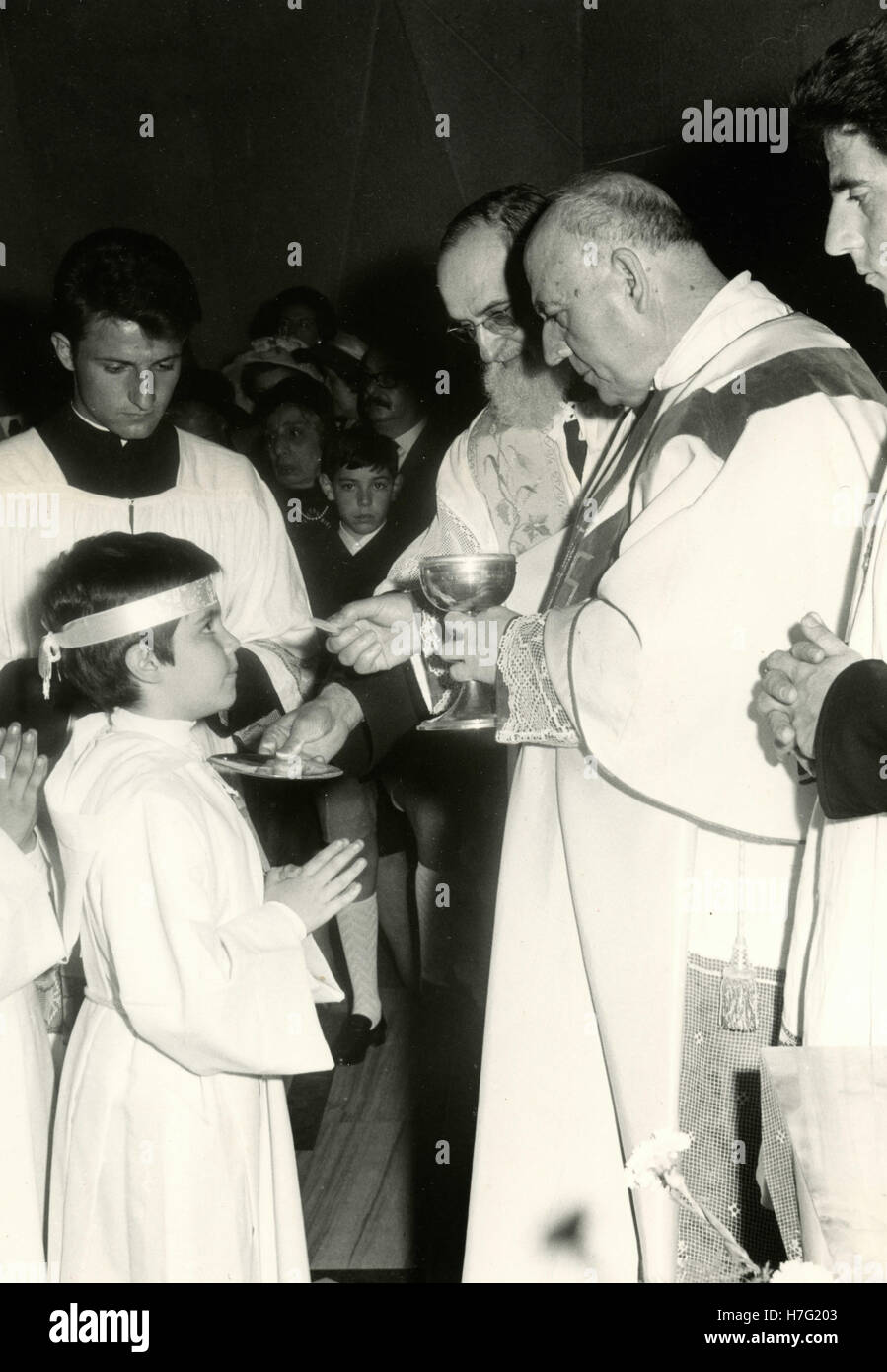 First communion boy hi-res stock photography and images - Alamy