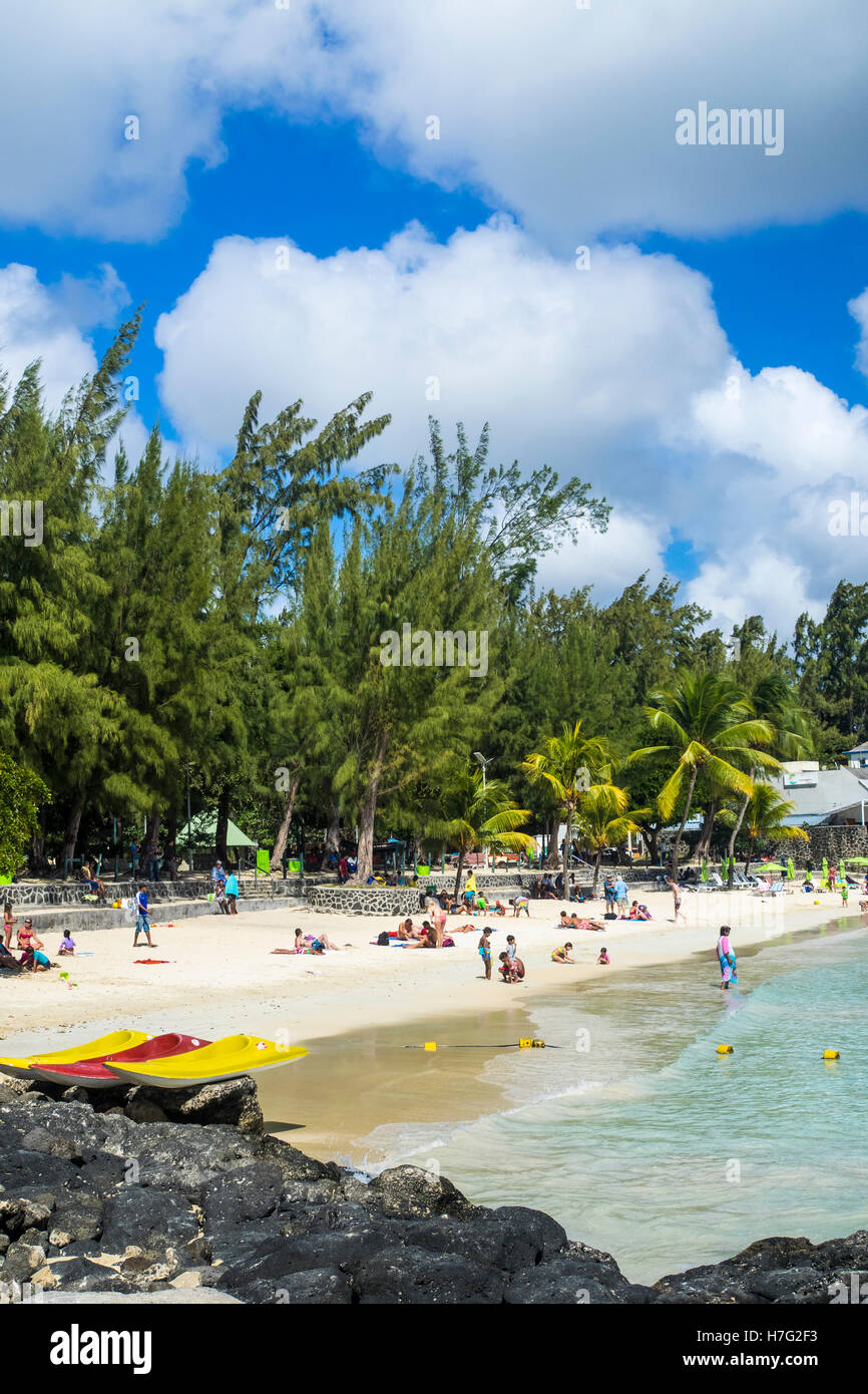 Public beach, Péreybère, Mauritius Stock Photo - Alamy