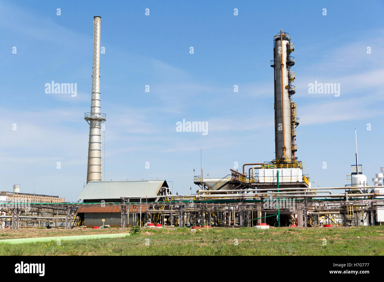 Landscape with big refinery complex at daylight Stock Photo - Alamy