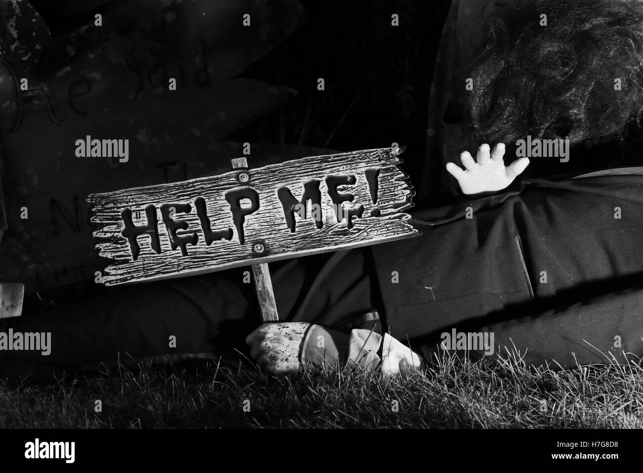 Dead Body Black and White Stock Photos & Images - Alamy