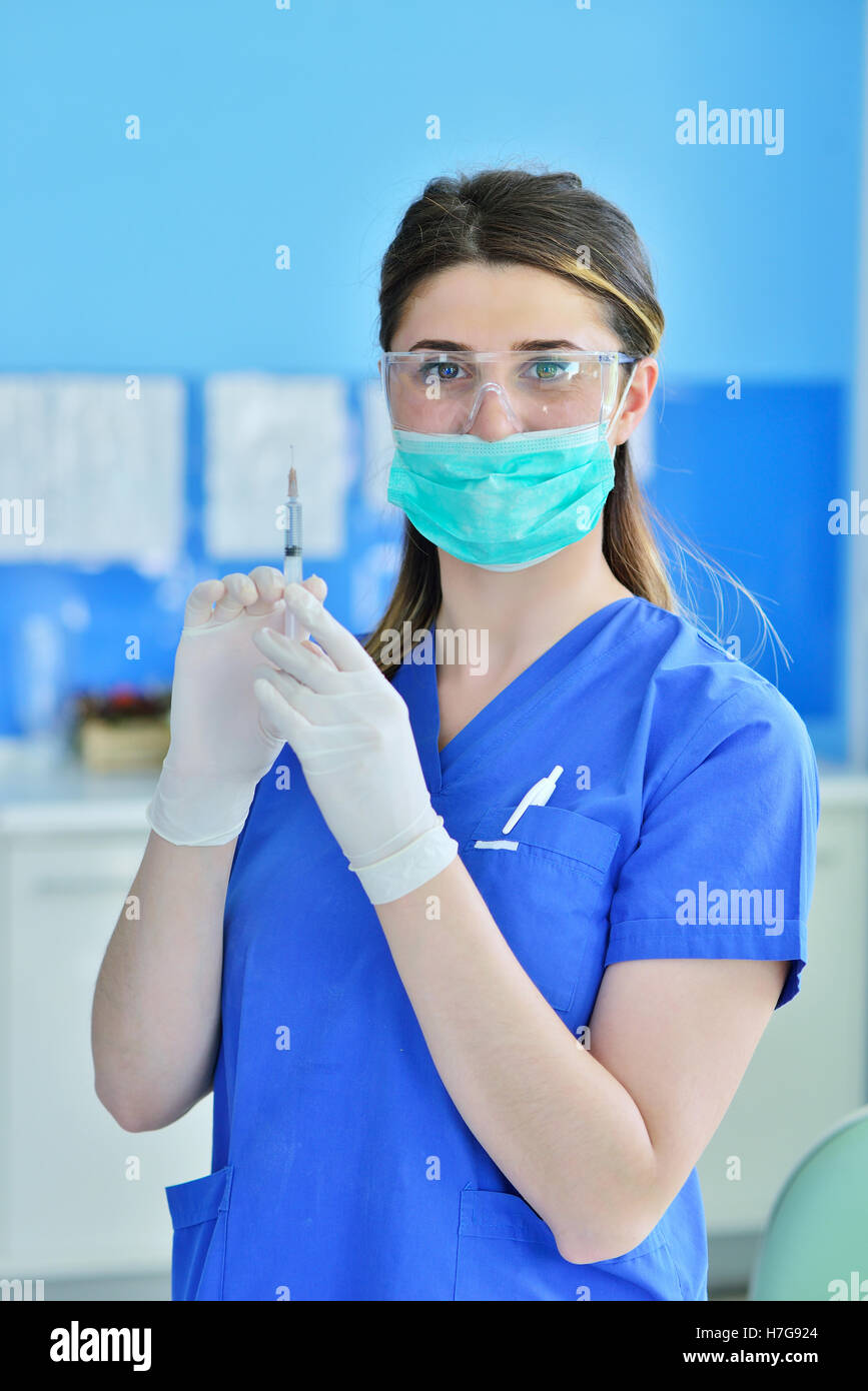 Anesthesia adult patient mask hi-res stock photography and images - Alamy