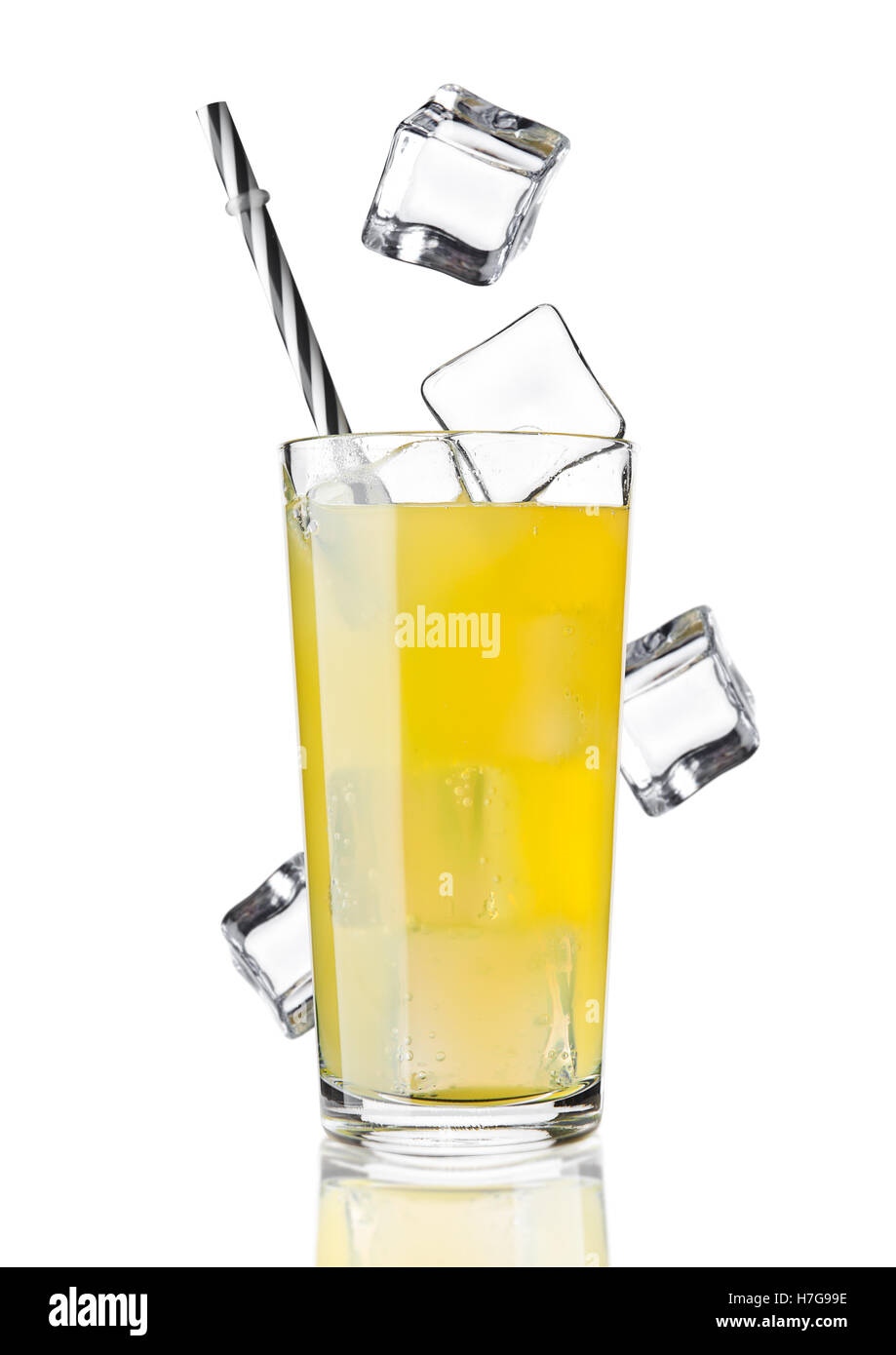 Fizzy orange drink glass hi-res stock photography and images - Alamy