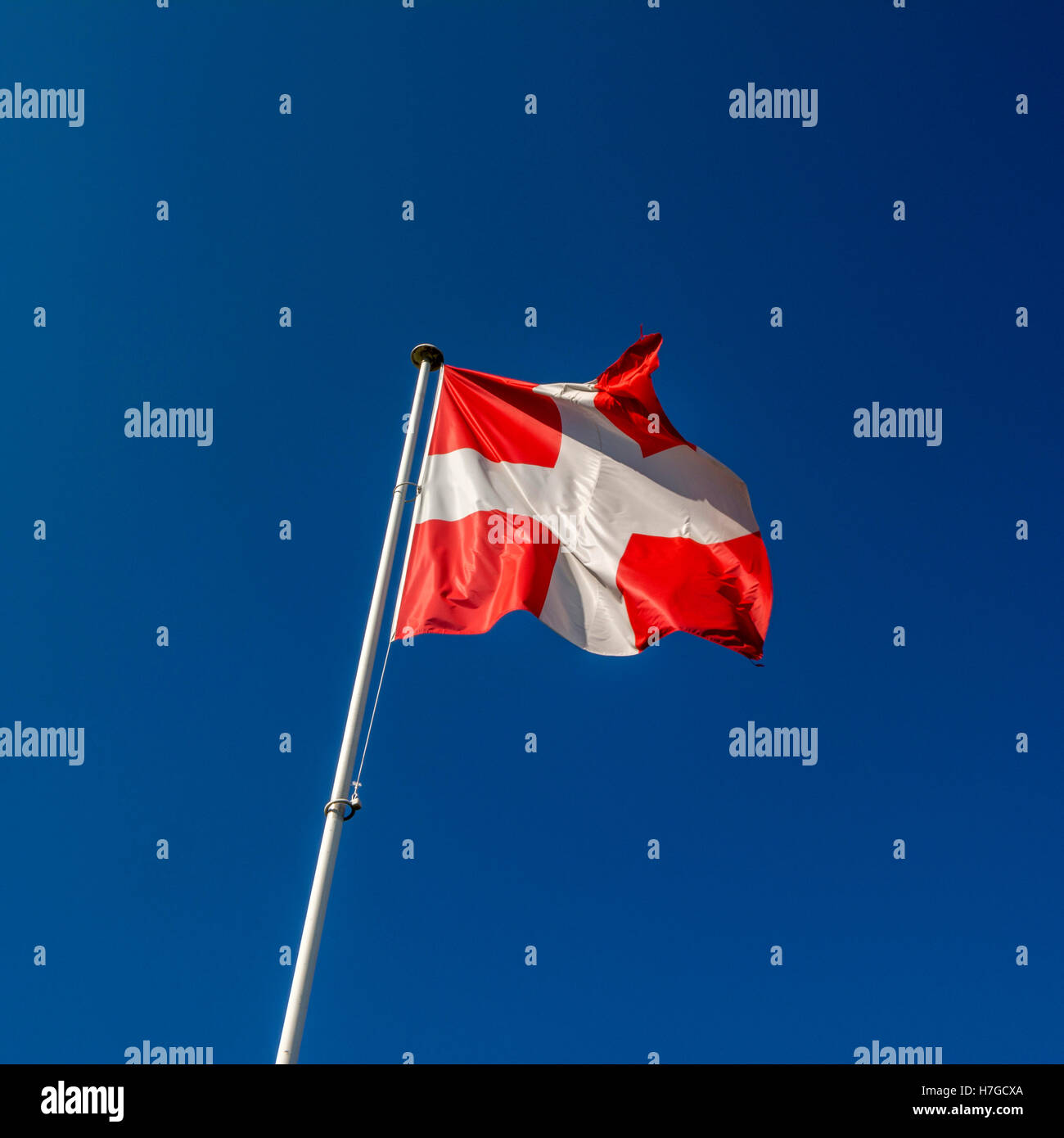 White flag red cross hi-res stock photography and images - Alamy