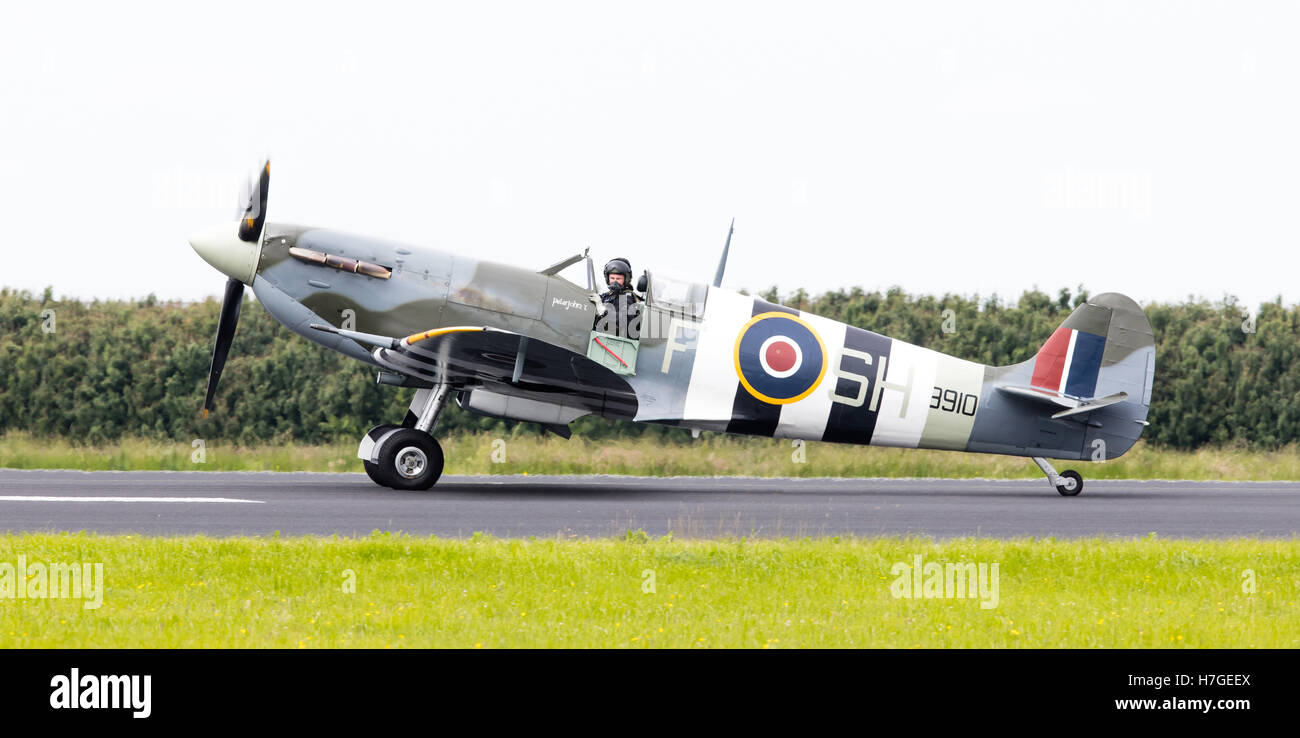 LEEUWARDEN, THE NETHERLANDS - JUNE 10, 2016: A vintage Spitfire fighter ...