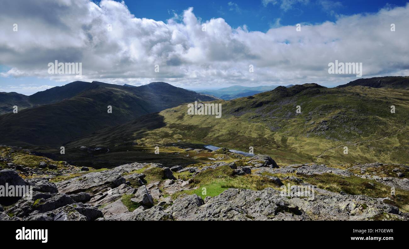 Across the cairn to Coniston fells Stock Photo - Alamy