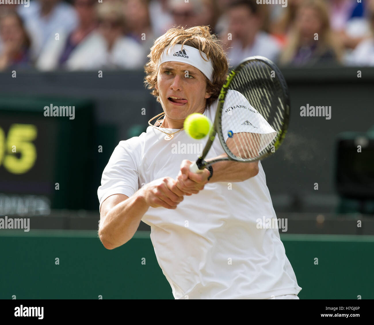 Alexander Zverev Wimbledon High Resolution Stock Photography and Images ...