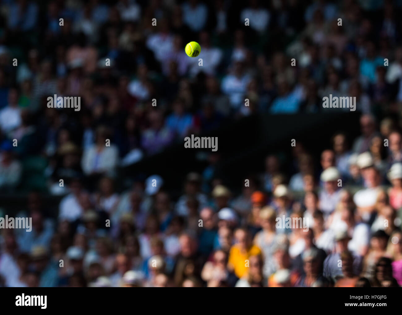 Ball in the air during a match at Wimbledon Stock Photo - Alamy