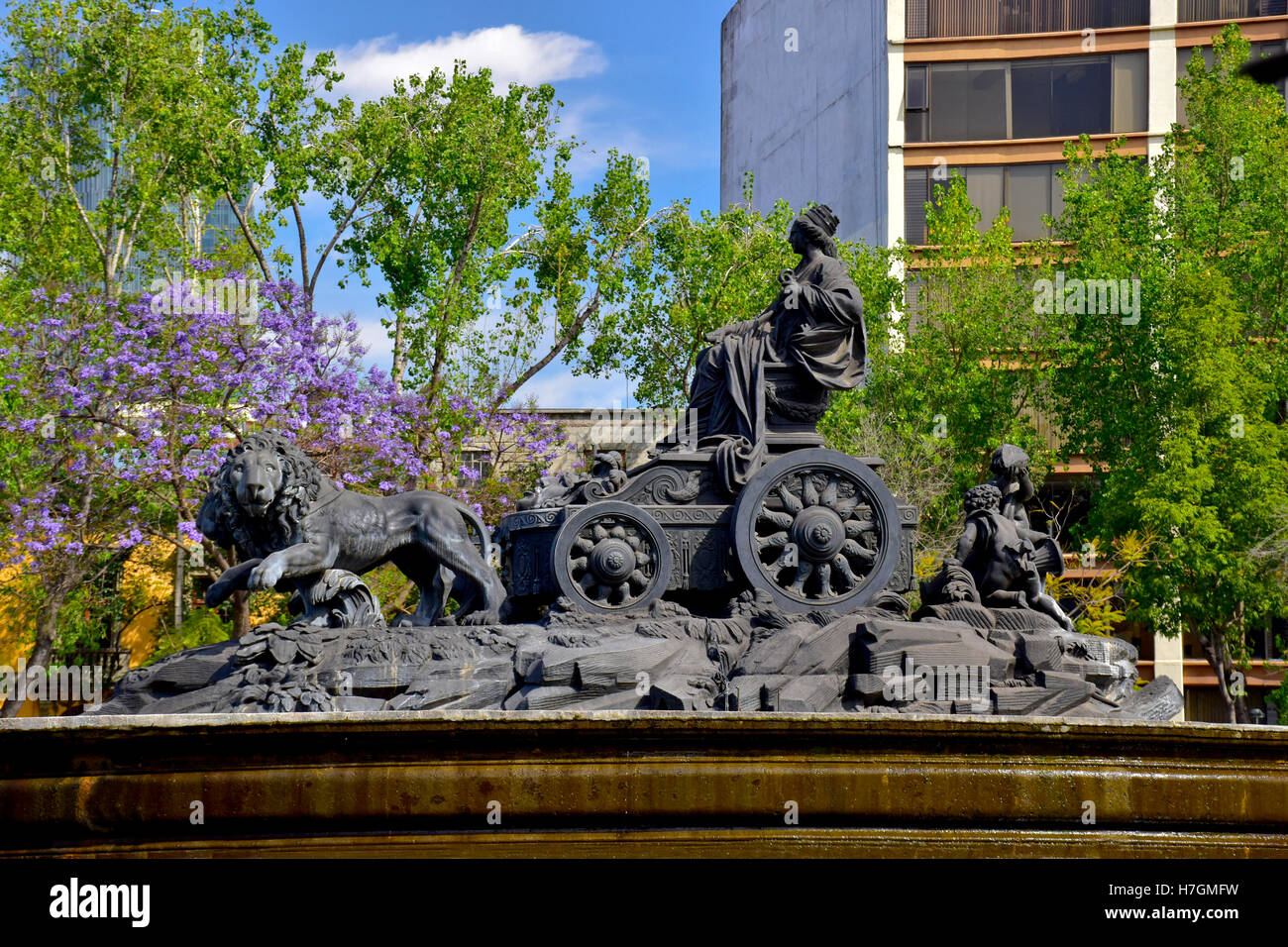 Fuente de Cibeles (Cibeles Fountain) in the Colonia Roma neighborhood ...