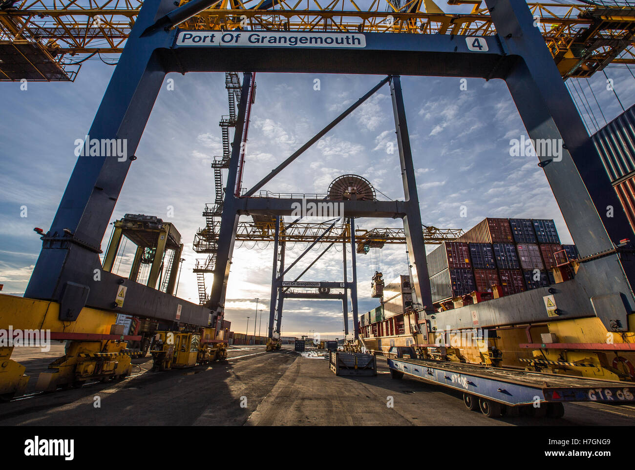 Grangemouth port hi-res stock photography and images - Alamy