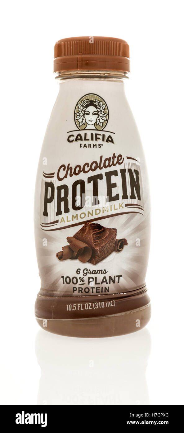 Winneconne, WI - 2 November 2016: Bottle of Califia farms protein ...
