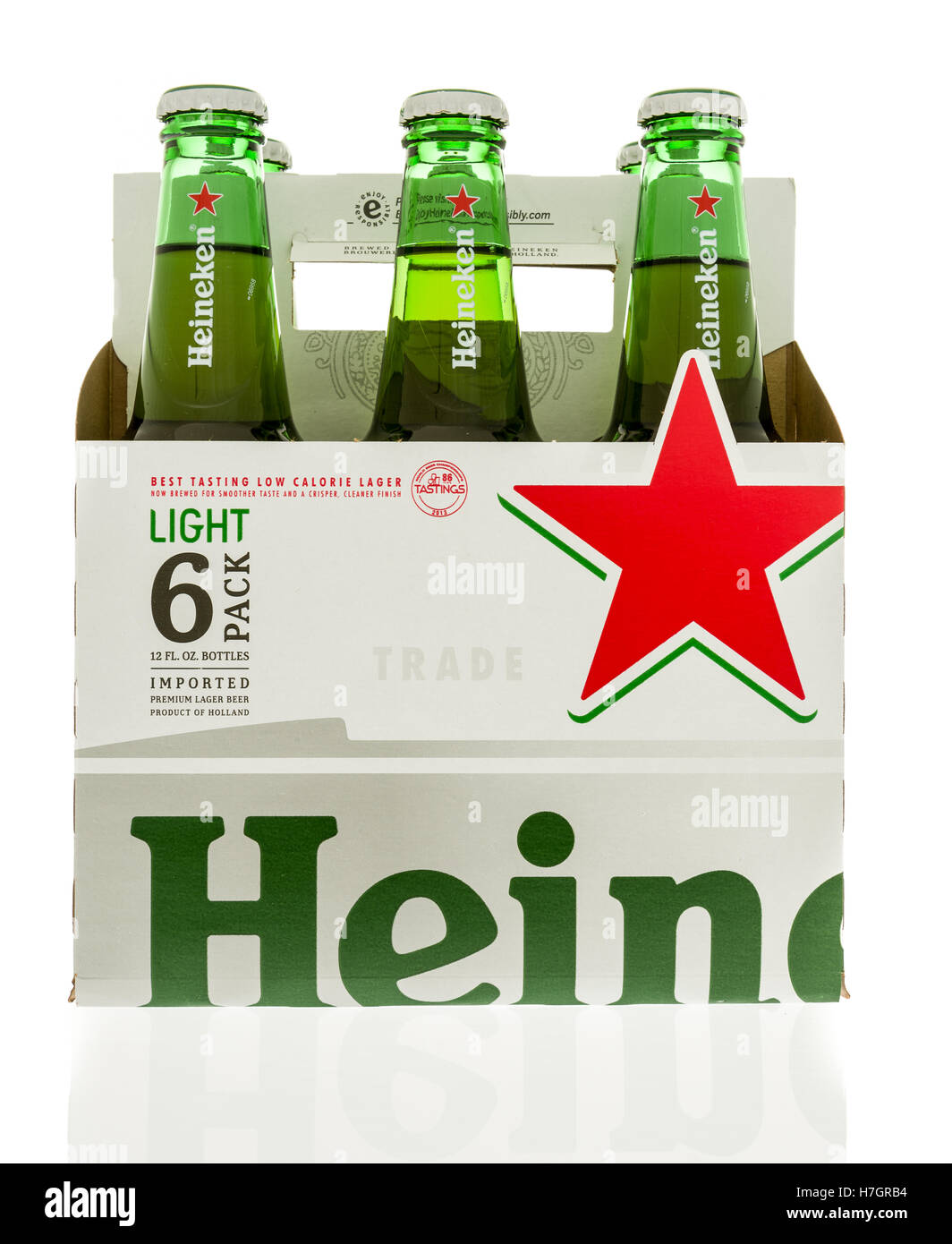 Heineken international beer brand alcohol hi-res stock photography and ...
