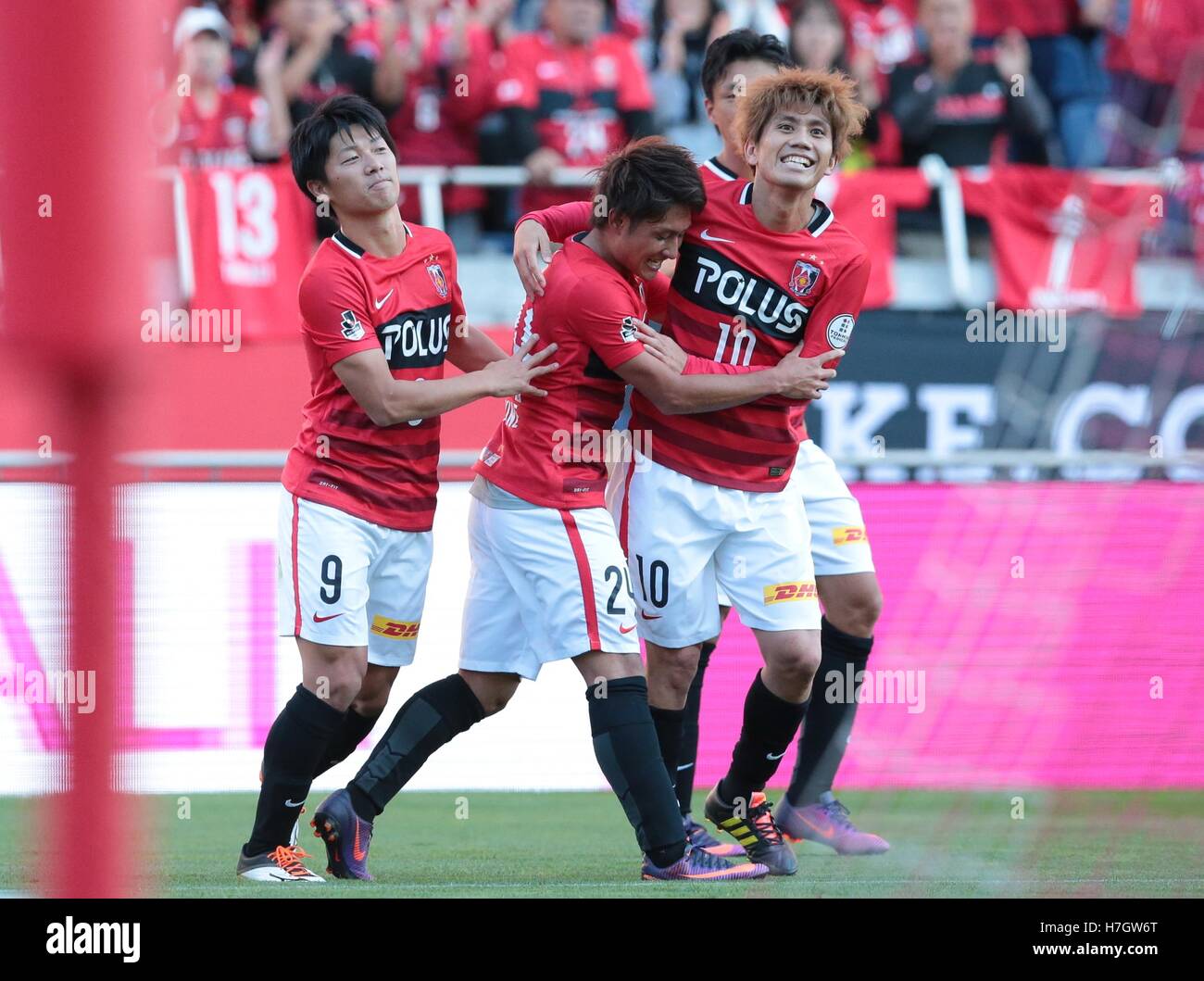 Saitama, Japan. 3rd Nov, 2016. (L-R) Yuki Muto, Takahiro Sekine, Yosuke ...