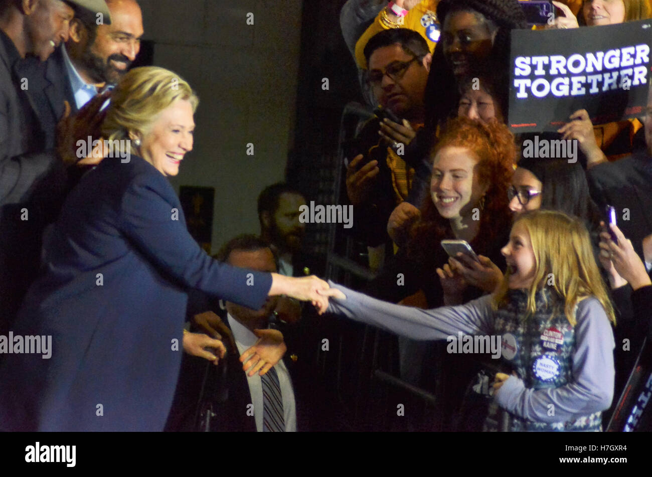 Bill clinton campaign sign hi-res stock photography and images - Alamy