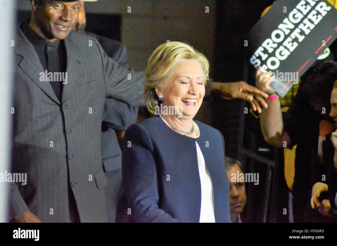 Hillary clinton campaign children hi-res stock photography and images ...