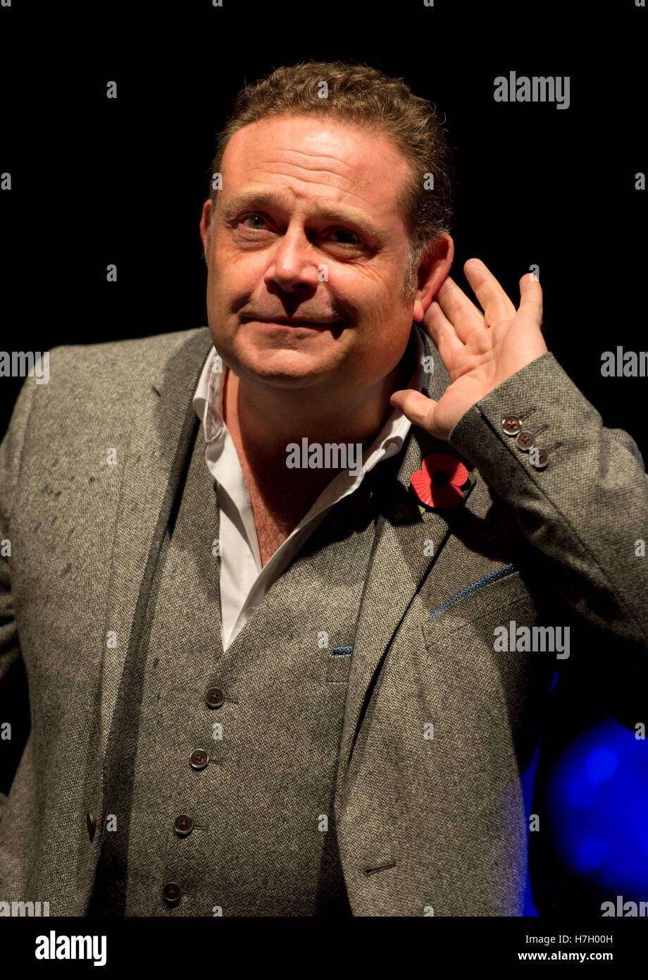 John thomson comedian hi-res stock photography and images - Alamy