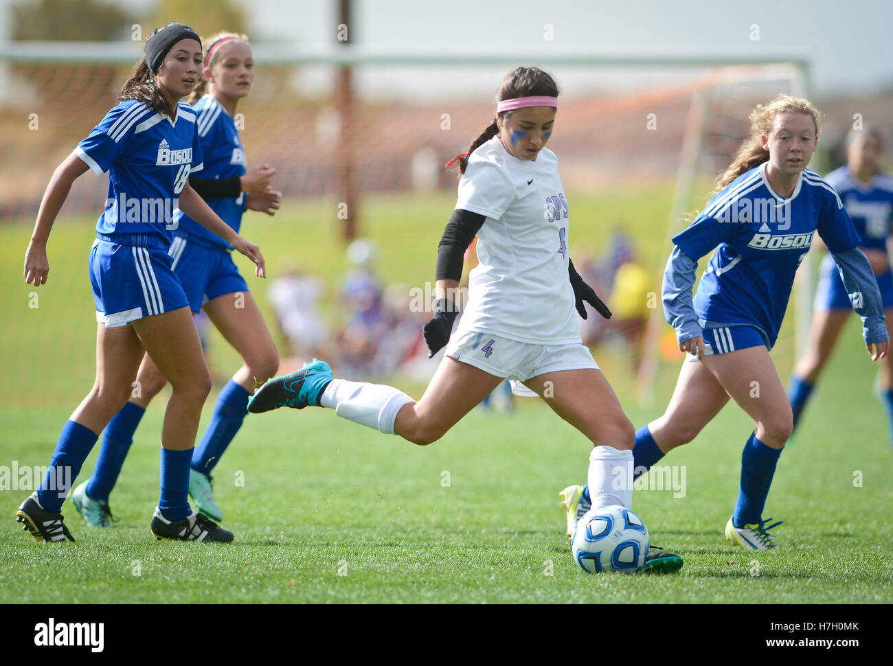 Bernalillo, NM, USA. 4th Nov, 2016. 110416.Sandia Prep's #4 Calista ...