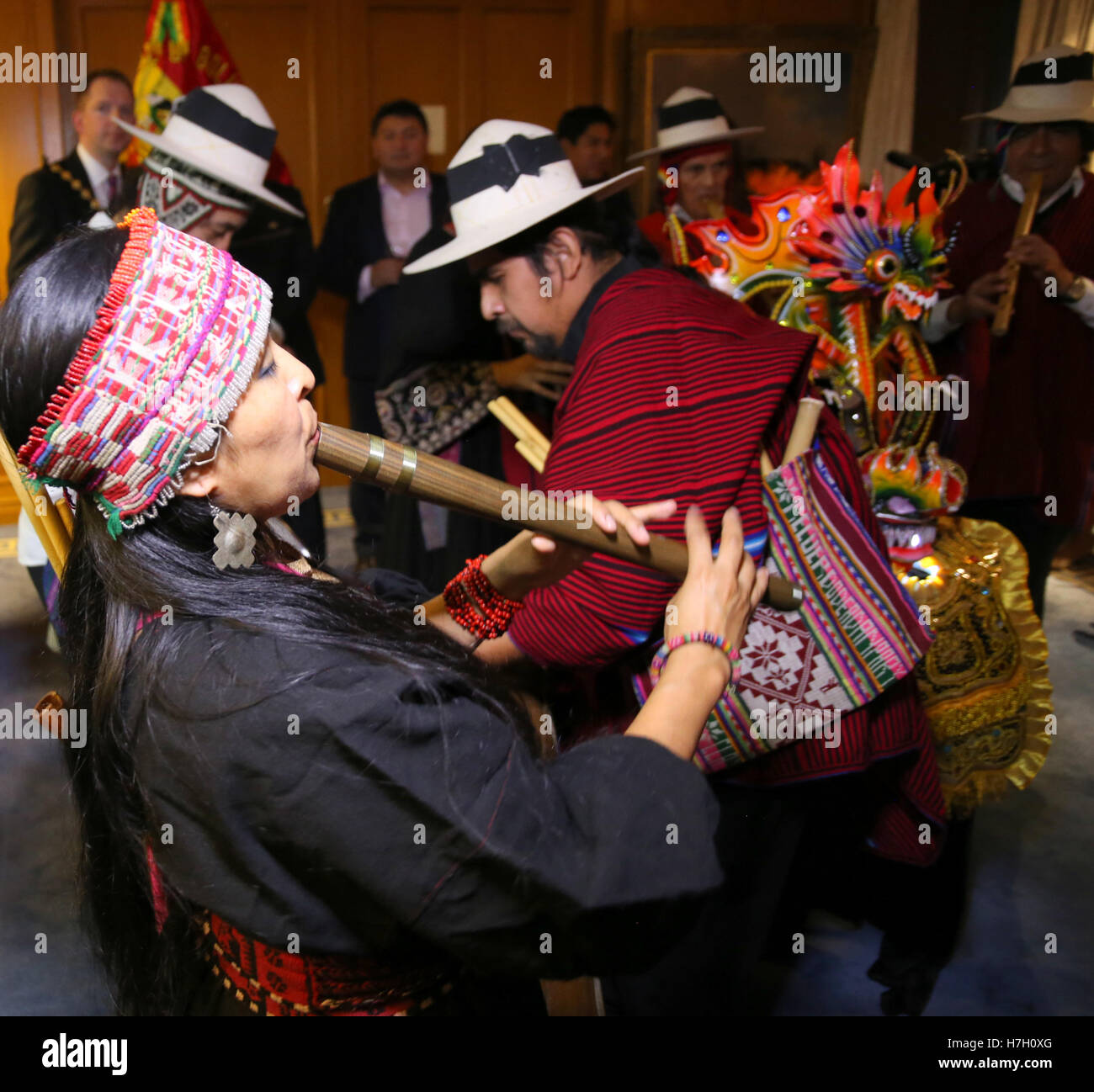 Siku peru hi-res stock photography and images - Alamy