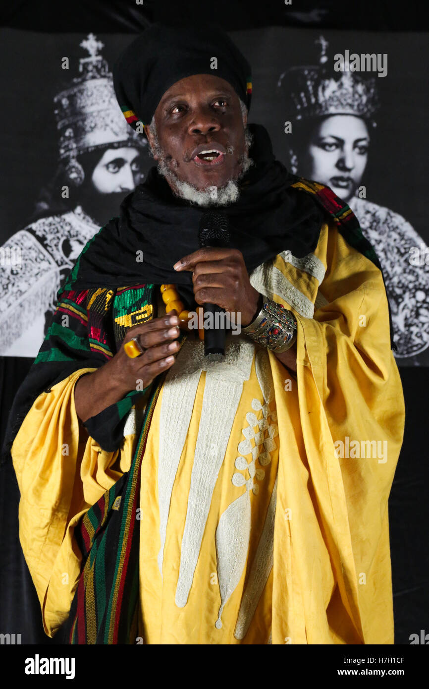 London, UK. 4th Nov, 2016. Mutabaruka, a Jamaican Rastafari dub poet ...