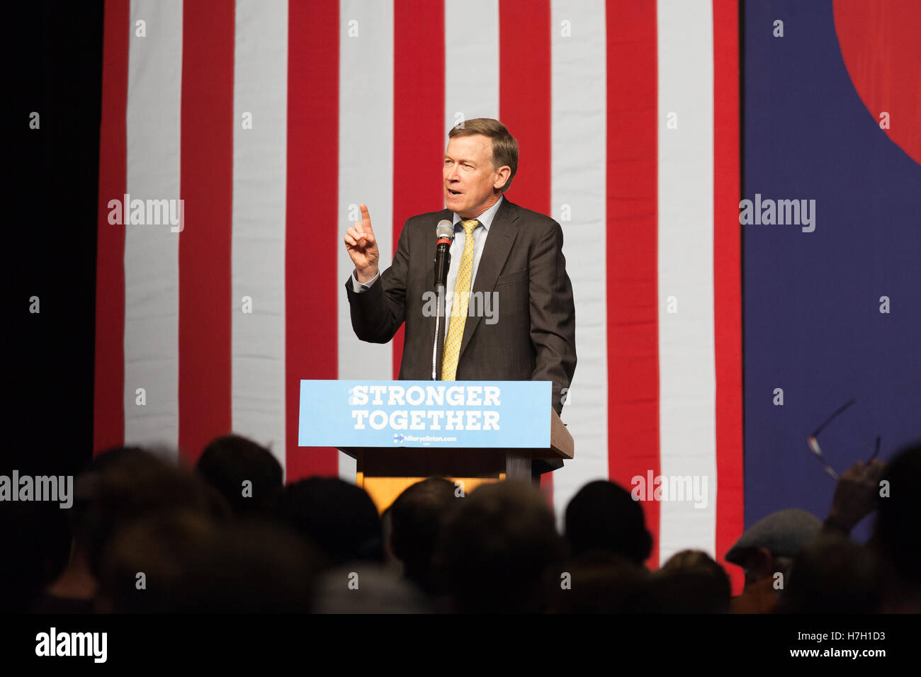 John denver live hi-res stock photography and images - Alamy