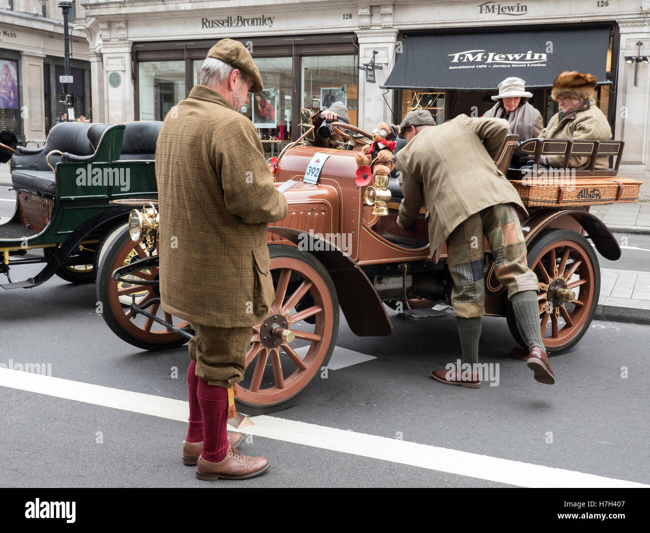 1904 Albion Veteran Car on display at the 2016 Regent Street Motor Show ...