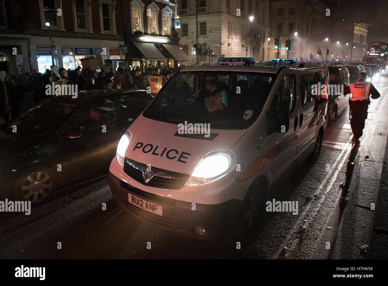 London, UK. 5th Nov, 2016. Participants wearing Guy Fawkes style masks ...