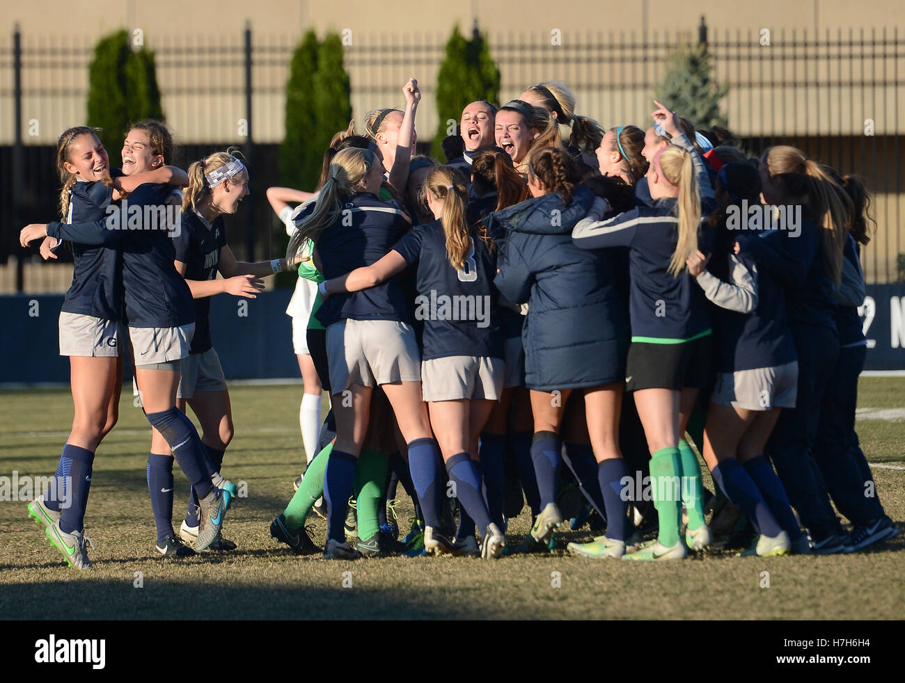 Players over 25 celebrate hi-res stock photography and images - Alamy