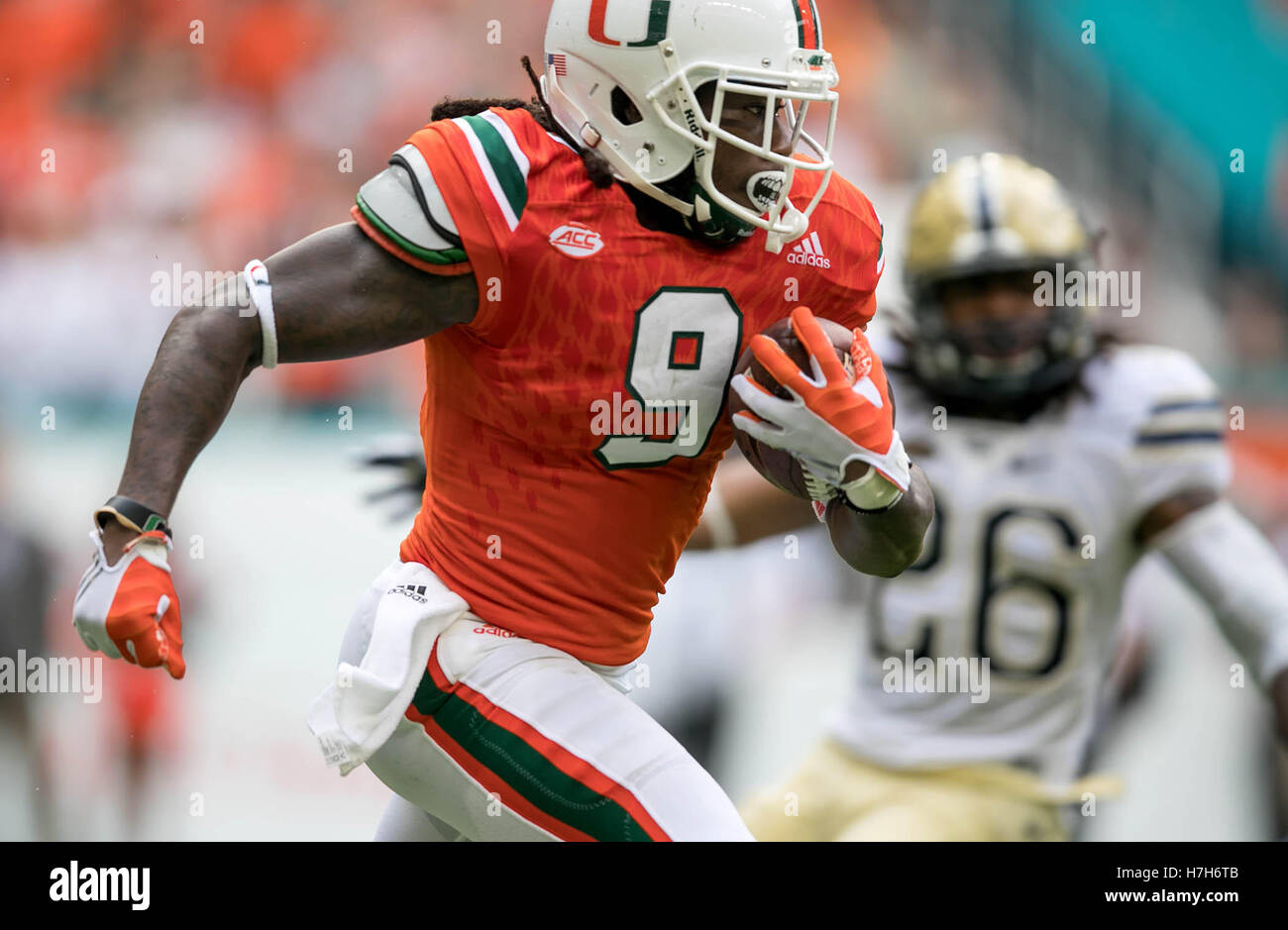 Malcolm allen hi-res stock photography and images - Alamy