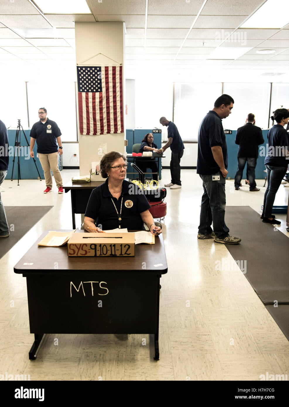 Norwalk, California, USA. 05th Nov, 2016. The ballot tabulation room at ...