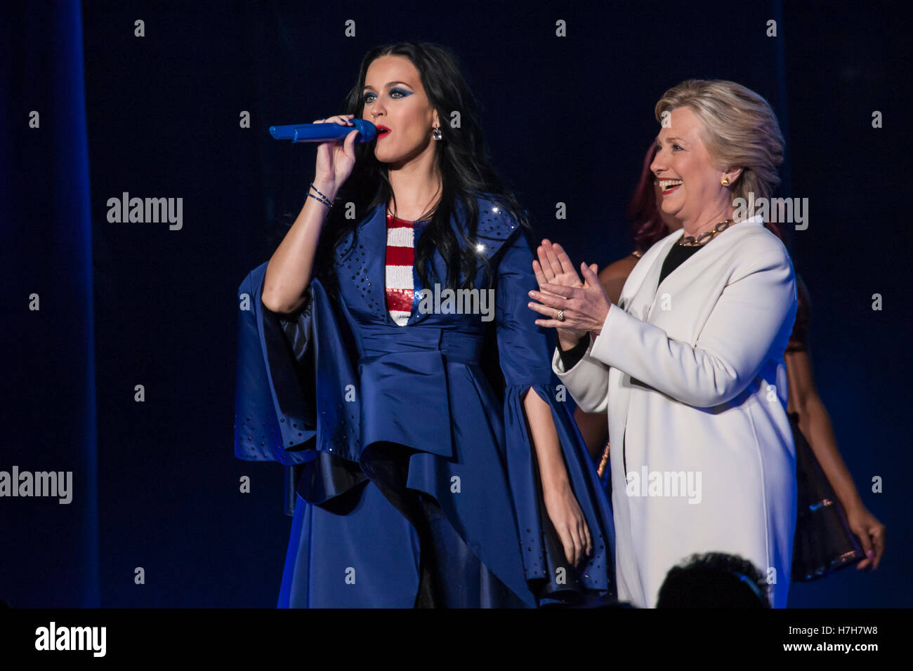 Katy perry get out the vote concert hi-res stock photography and images ...